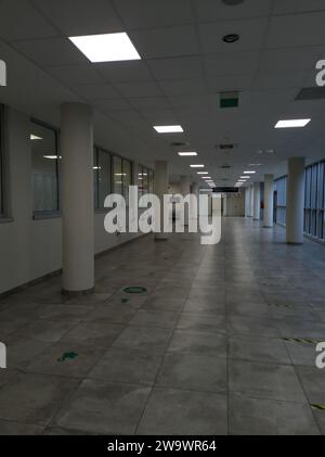 Corridor of a hospital with windows showing the outside Stock Photo - Alamy