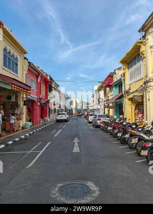 Colonial Style Street in Phuket, Thailand with Thai Flag and Sculpture ...