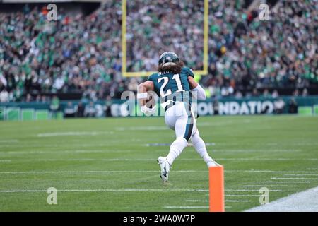 Philadelphia Eagles safety Sydney Brown (21) in action during the ...