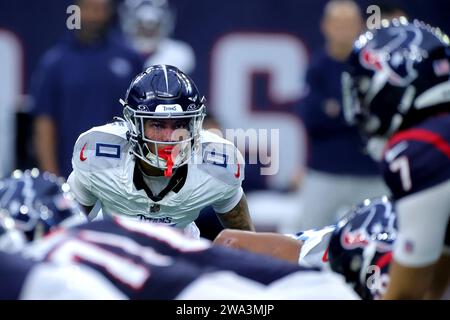 Tennessee Titans cornerback Sean Murphy-Bunting responds to questions ...