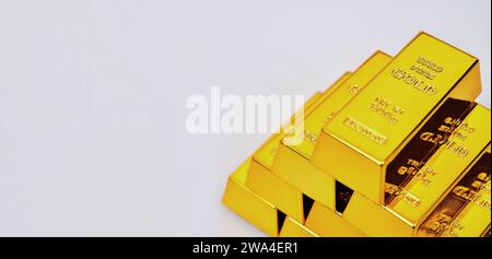 Close up photo a gold bar black background Stock Photo - Alamy