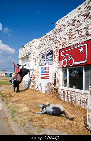 route 66 chelsea oklahoma Stock Photo - Alamy