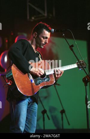 Milan Italy 2000-01-18 : Alex Britti,Italian singer,during the live ...
