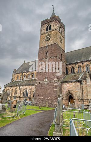 Dunblane Cathedral, Dunblane, Scotland, UK Stock Photo - Alamy