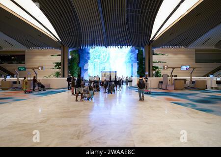 SINGAPORE - NOVEMBER 06, 2023: The Wonderfall in Singapore Changi ...