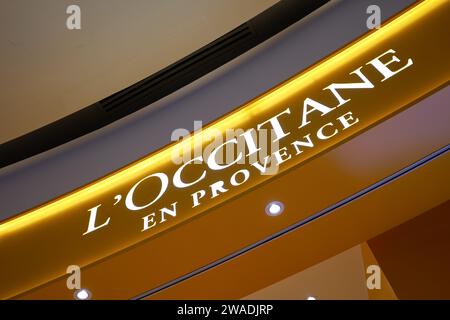 Lalaport shopping mall sign, Kuala Lumpur, Malaysia Stock Photo - Alamy