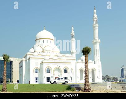 The Sheikh Rashid Bin Mohammed Masjid in Dubai, UAE Stock Photo - Alamy
