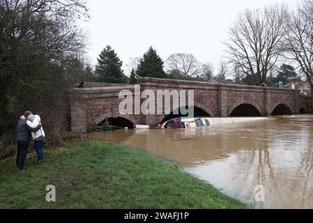 flooding from the river soar on sileby road mountsorrel leicestershire ...