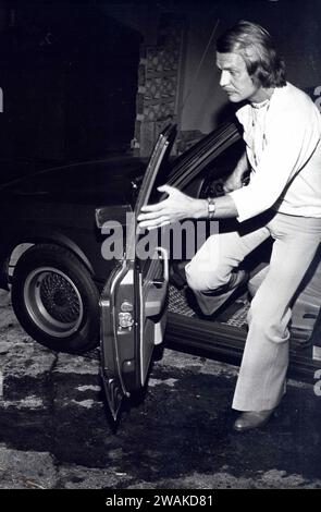 **FILE PHOTO** David Soul Has Passed Away. David Soul with wife and ...