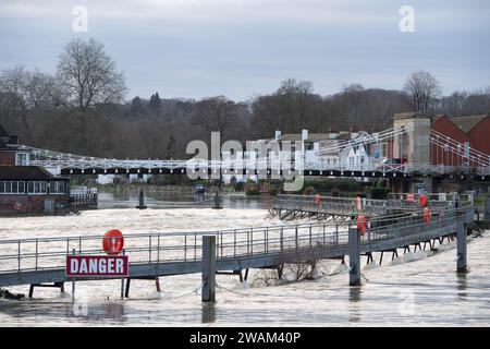 Marlow, UK. 5th January, 2024. Floodwater in the grounds of the ...