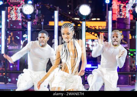 Tyla performs on stage during 2024 New Year's celebration on Times ...