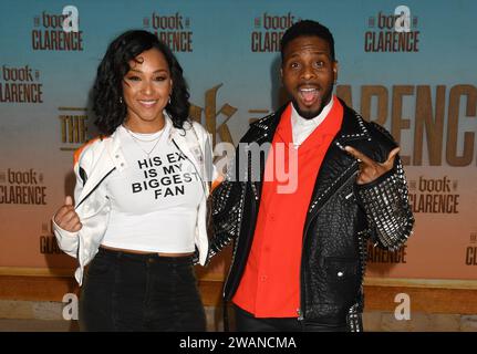 Kel Mitchell, wife Asia Lee-Mitchell and family at the Nickelodeon Kids ...