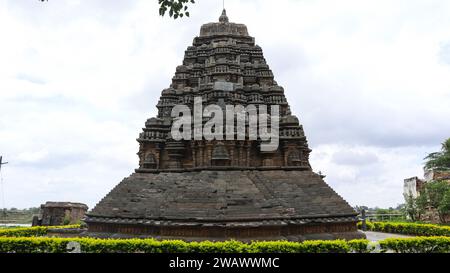 Beautiful Carving Shikhara of Ancient Shre Galaganatha Swamy Temple ...