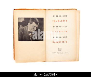 The "Mayakovsky smiles, Mayakovsky laughs, Mayakovsky scoffs" (Russian ...