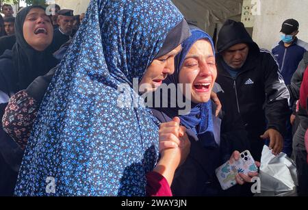 Rafah, Gaza. 07th Jan, 2024. Al Jazeera's bureau chief in Gaza, Wael Al ...