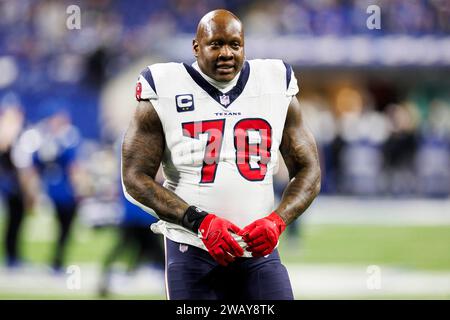 Houston Texans offensive lineman Laremy Tunsil (78) lines up for the ...