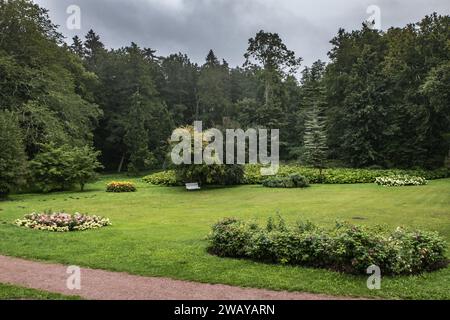 Parc du manoir - Végétation Stock Photo - Alamy