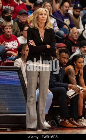 Washington head coach Tina Langley watches play during the first half ...