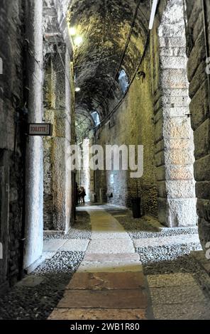 close up view of Verona Arena Stock Photo - Alamy