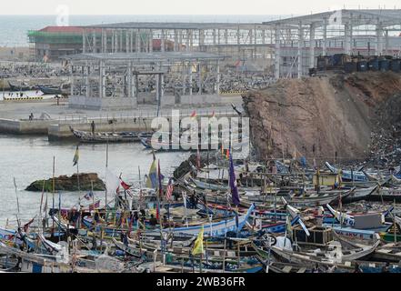 Ghana, Accra, fishing port GHANA, Accra, Jamestown, construction of new ...
