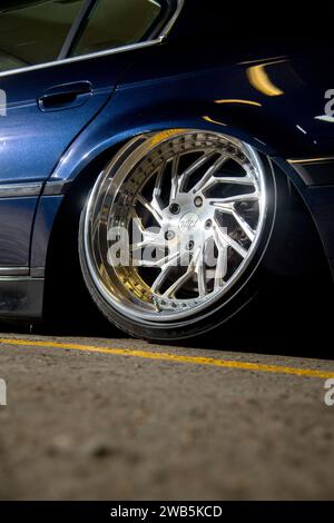 Modified E38 BMW 7 Series, lowered on air bag adjustable height ...