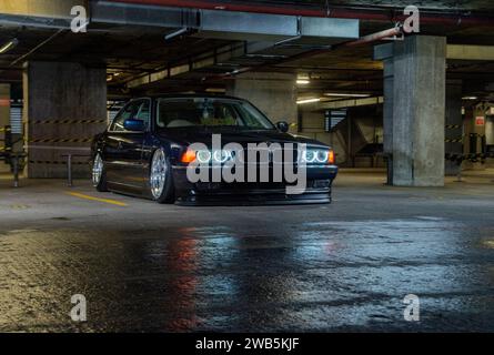 Modified E38 BMW 7 Series, lowered on air bag adjustable height ...