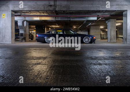 Modified E38 BMW 7 Series, lowered on air bag adjustable height ...