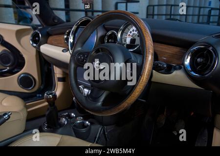 Modified and air bagged R53 Mini Cooper S Stock Photo - Alamy