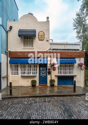 Exterior of The pride of Spitafields in London , United Kingdom Stock ...
