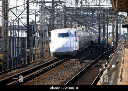 Shinkansen N700 Series Stock Photo - Alamy