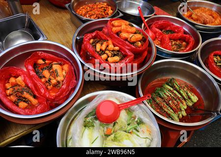 Kimchi varieties - Korean food at traditional Gwangjang Market in ...