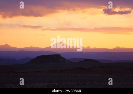 Morocco fabulous desert sunset in Ouarzazate Province. Beautiful candy ...
