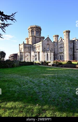 Studley Castle on a sunny December day Stock Photo - Alamy