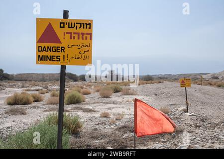 Danger mines! Warning in three languages (Hebrew, Arabic and English ...