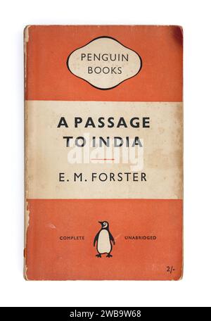 Cover of old Penguin paperback edition of The History of Mr Polly by HG ...