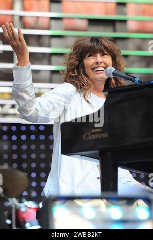 Italian singer Music Concert - Alice - Master Songs Alice stage name of ...