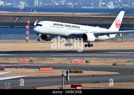 C5 stop position on Runway C at Haneda Airport where the Japan Coast ...