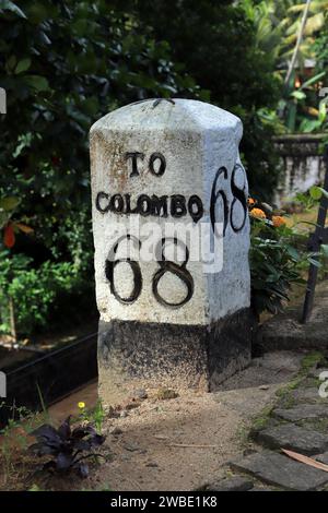 Colonial road distance marker on the Colombo to Kandy Road Stock Photo ...