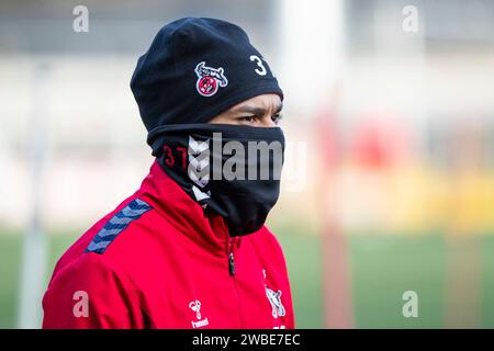 Linton Maina (1. FC Koeln, #37) 1. FC Koeln vs. SV Elversberg, Fussball ...