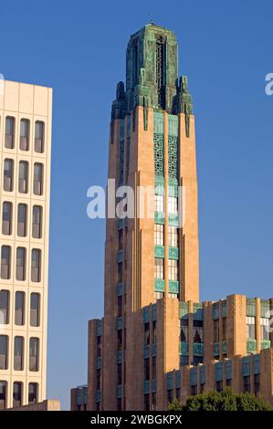 Bullocks Wilshire, historic art deco tower on Wilshire Boulevard in Los ...