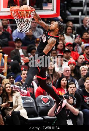 Houston Rockets forward Cam Whitmore (7) dunks during the first half of ...