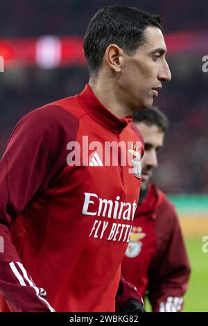 Benfica's Angel Di Maria (11) scores past Auckland City goalkeeper ...