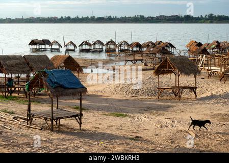 View of Koh Dach beach, Silk Island, Cambodia Stock Photo - Alamy