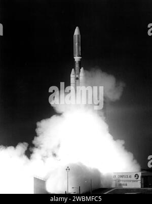 The Voyager 1 spacecraft launched atop its Titan III-Centaur launch ...