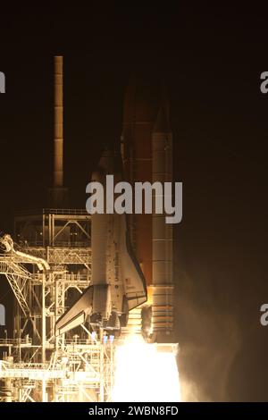 CAPE CANAVERAL, Fla. – The lightning mast atop the fixed service ...