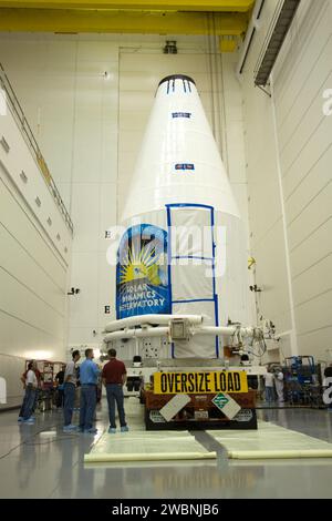 SDO MOVE TO TRANSPORTER Stock Photo - Alamy