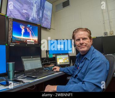 Teams at NASA’s Marshall Space Flight Center help monitor launch ...