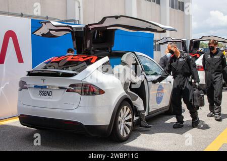 Tesla Model X NASA/SpaceX Crew Transport Vehicle Stock Photo - Alamy