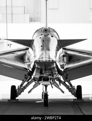 Lockheed Martin personnel perform a move to Run Stall 5, including FOD ...