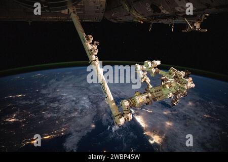 The Canadarm2 robotic arm with the Dextre robotic hand attached ...